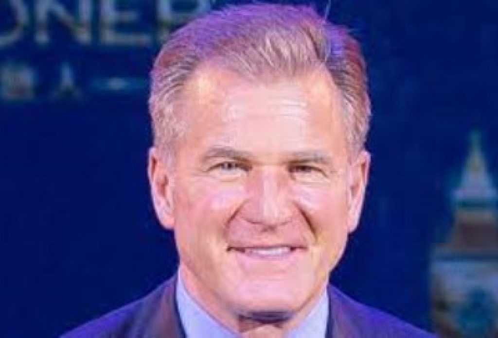 Robert Goldstein – Chairman and CEO, Las Vegas Sands Corp. – Email Address