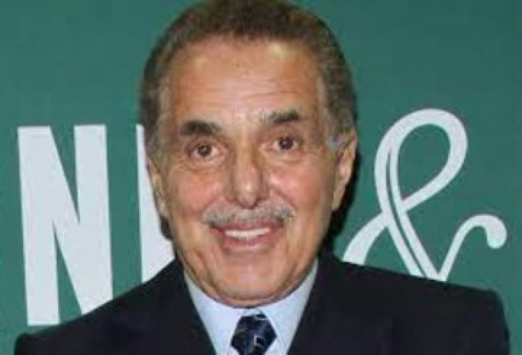 Leonard Riggio – Founder and Chairman of Barnes & Noble, Inc. – Email ...